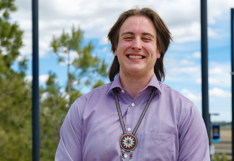 Cade Fowler honoured with 2026 VandenHoek Schlachter Pride Award | UNews